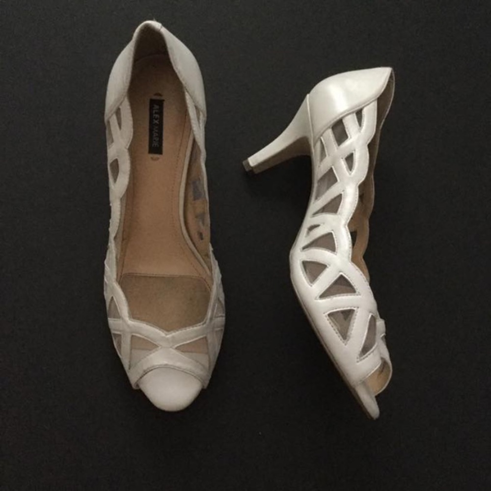 Shoes, Alex Marie, White With Wire Mesh Inside Cut Ou… - Gem